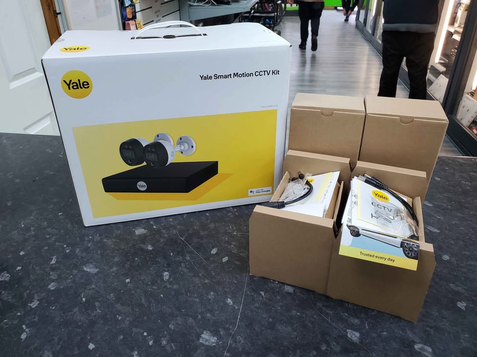 New YALE Smart Motion (4) Camera CCTV System (New & Boxed) - Own4Less