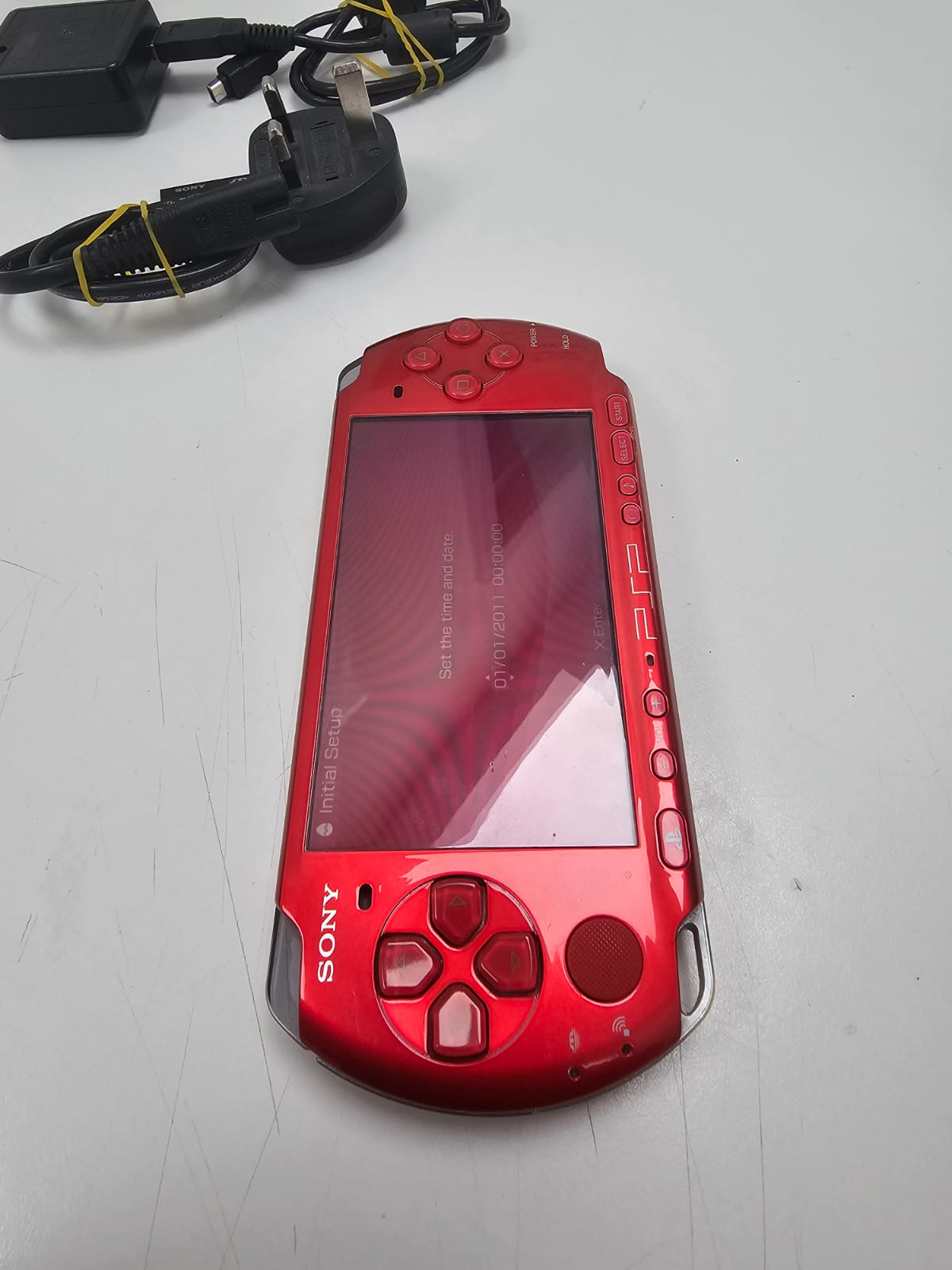 Pre-owned Sony PSP-3003 Console Radiant Red With 4GB SD Card, Charger ...