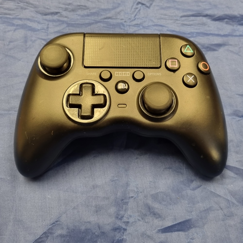 Hori HORI Onyx Wireless PS4 Controller - Own4Less