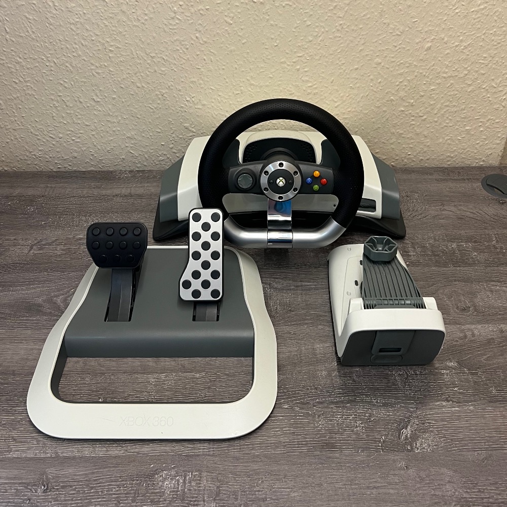 Pre-owned XBOX 360 WIRELESS RACING WHEEL WITH FORCE FEEDBACK - Own4Less