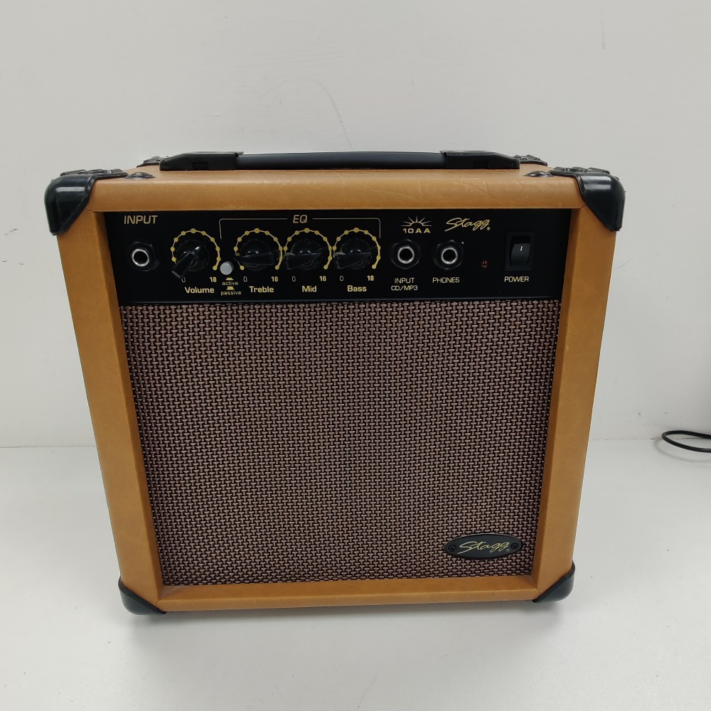 Pre-owned Stagg '10AA' Acoustic Guitar Amp. Excellent Condition - Own4Less
