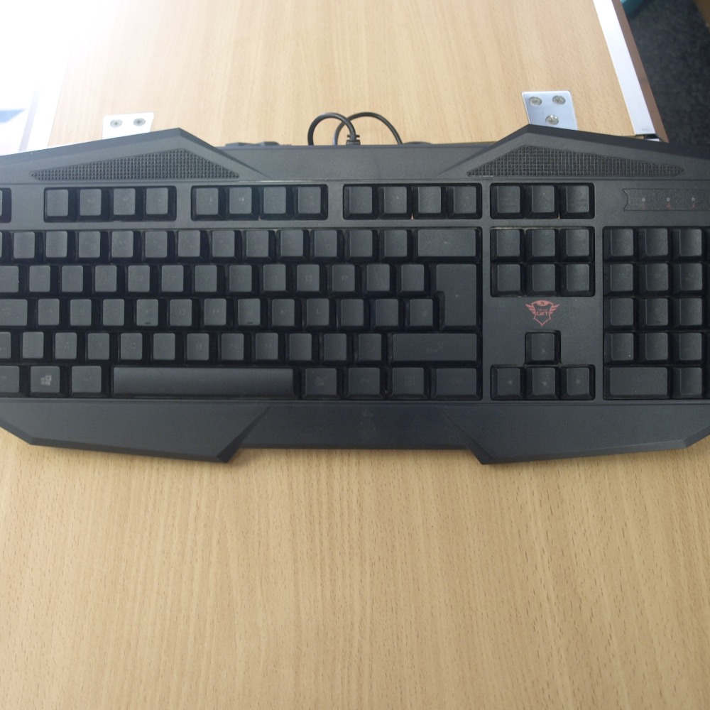 AVONN GXT 830-RW Avonn Gaming Keyboard - Own4Less