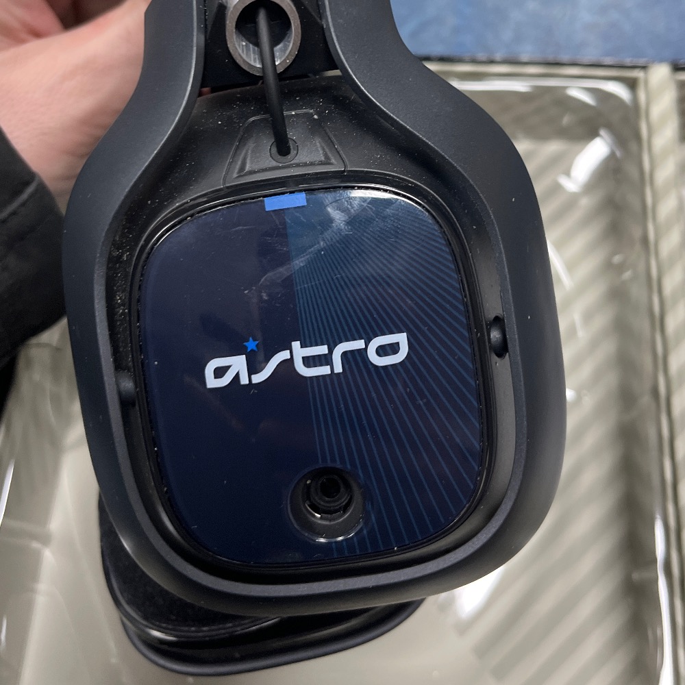 Pre-owned Astro Headsets astro a40 with pro mixer - Own4Less