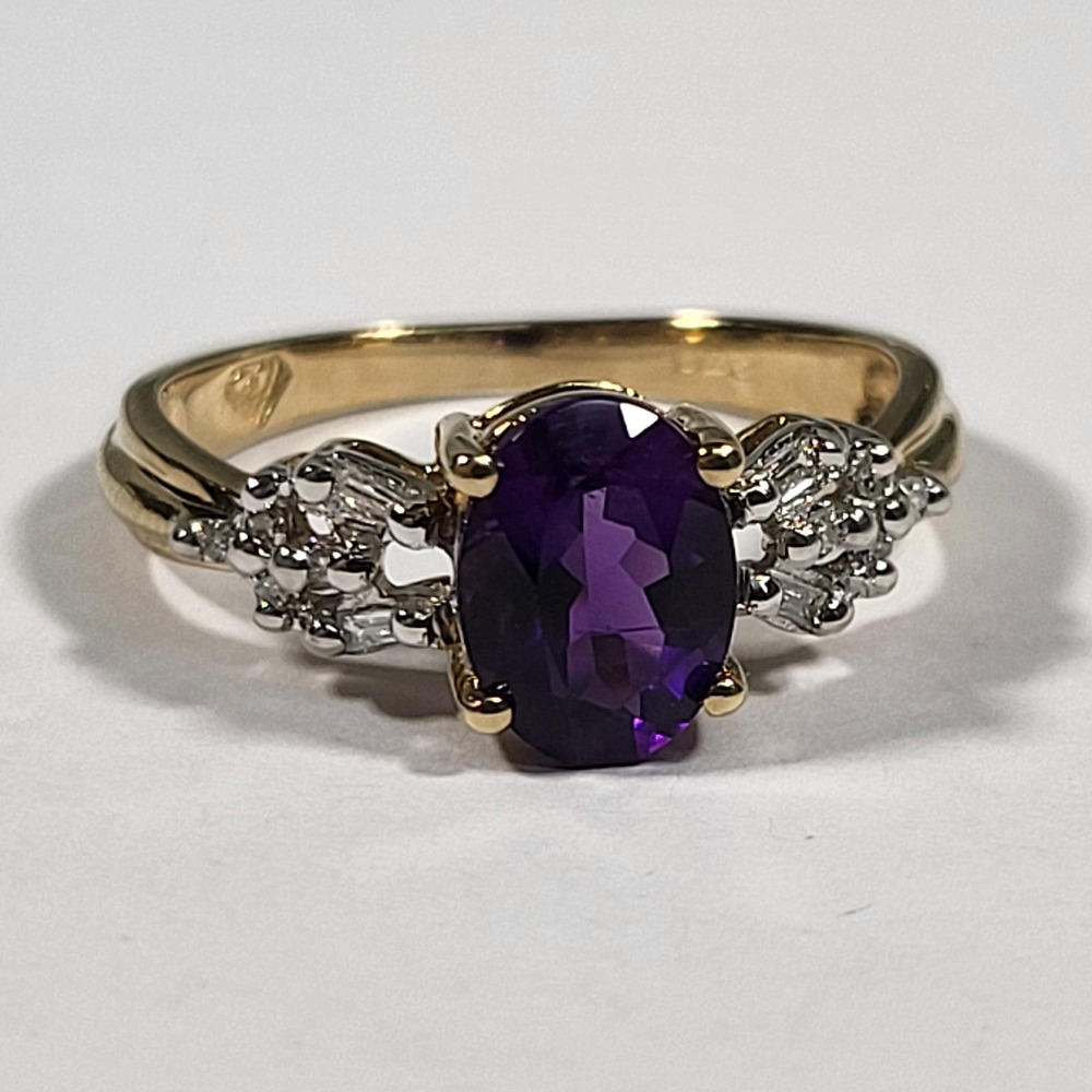 9ct Yellow Gold 1 Oval Deep Purple Stone with Baguette & Round Diamonds ...