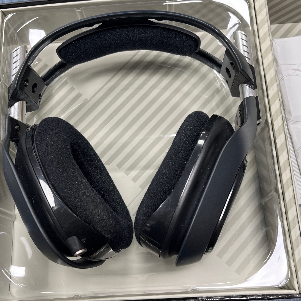 Pre-owned Astro Headsets astro a40 with pro mixer - Own4Less