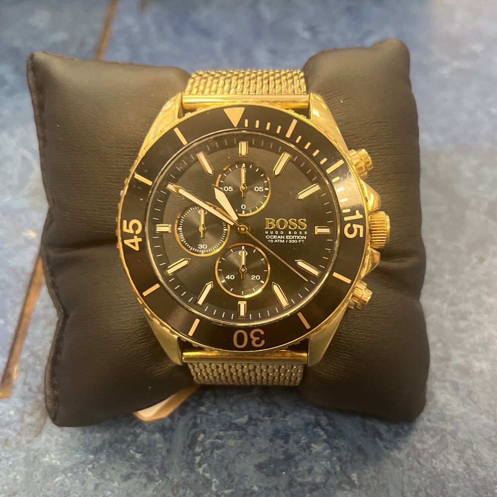 Pre-owned Hugo boss Hugo Boss ocean edition wristwatch - Own4Less